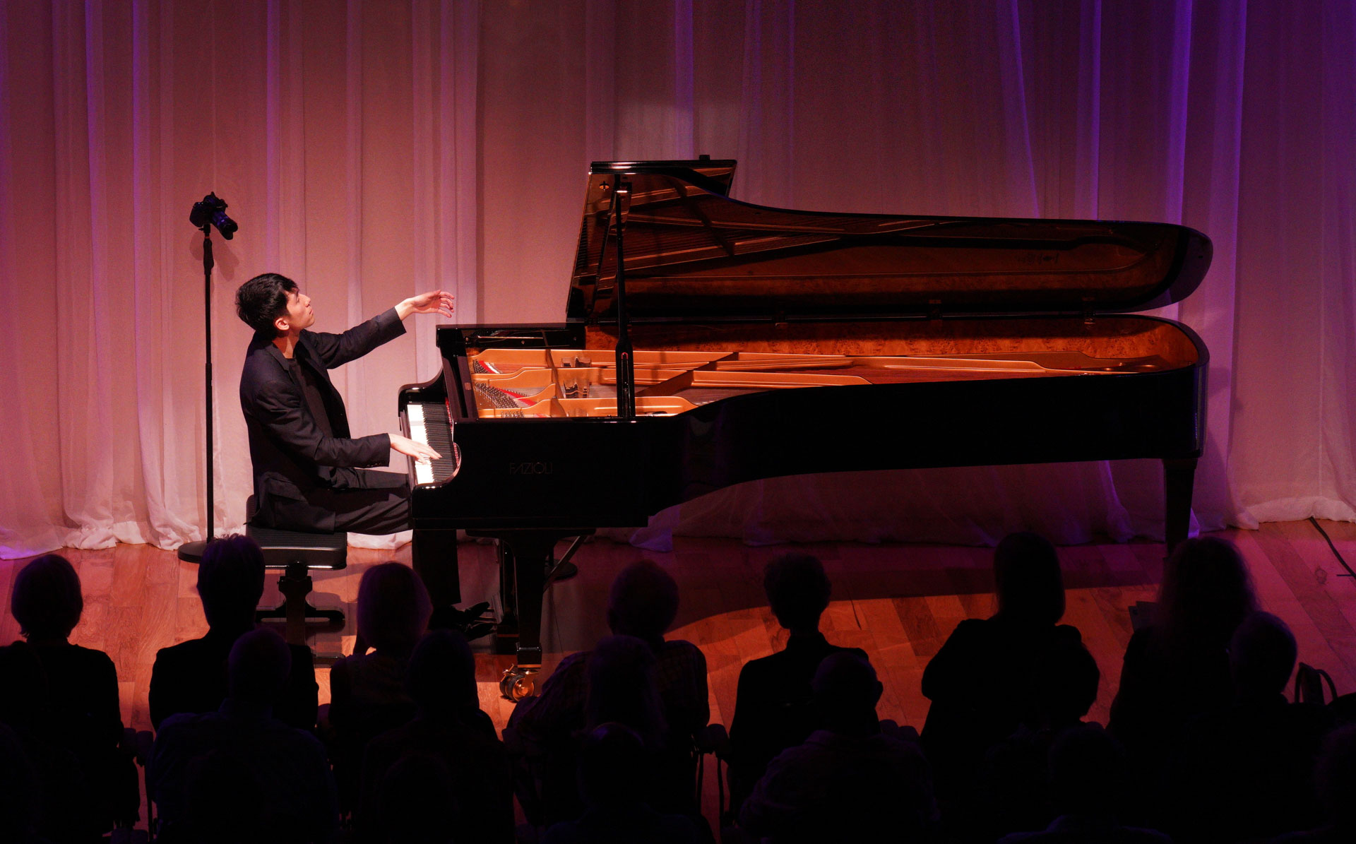 Eric Lu - 05/01/2025 - Grand Piano Series