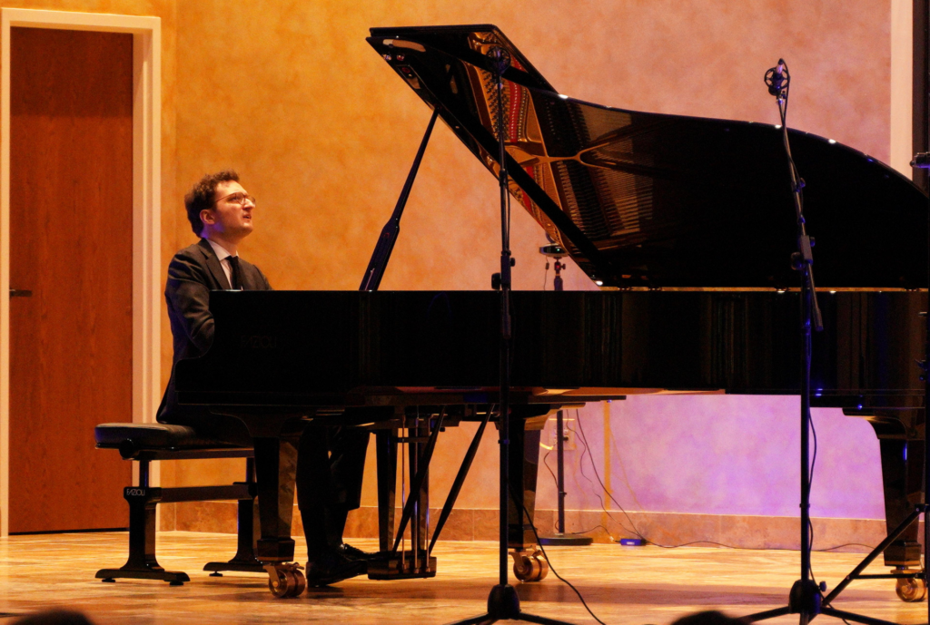 Rodolfo Leone - 10-28-2022 - Grand Piano Series